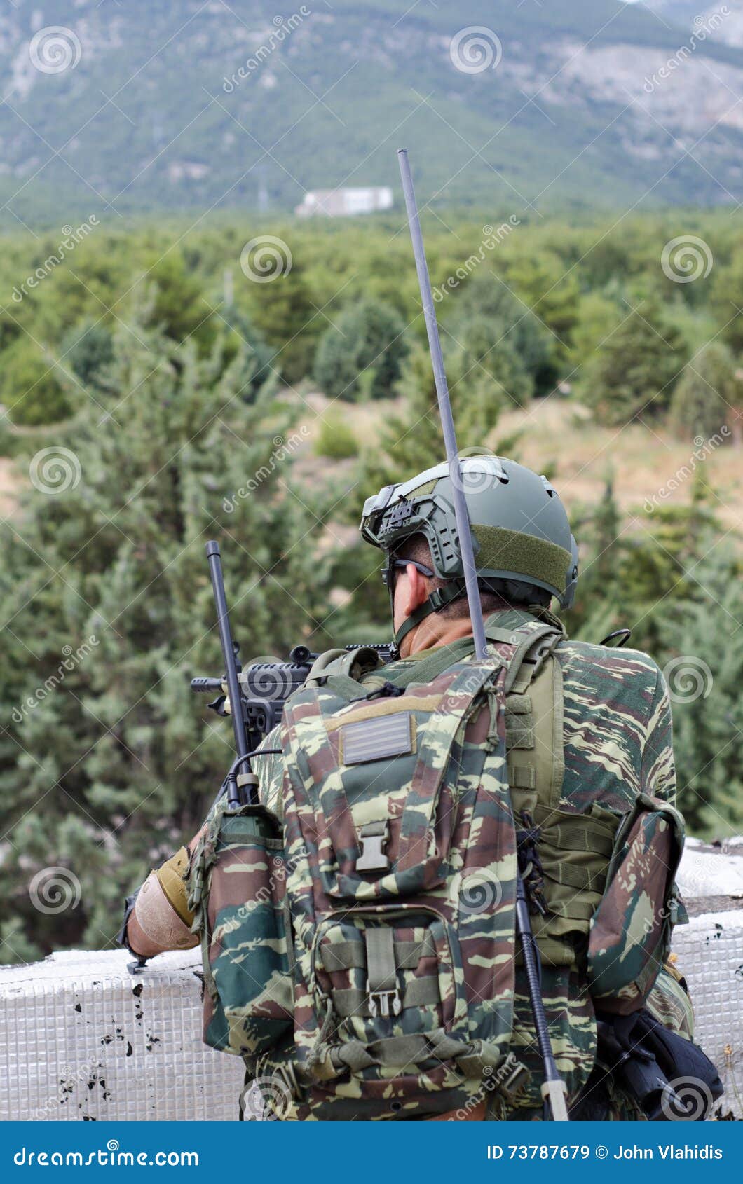 Skirmishers Transmitter Radio Operator Gunner M249 Light Machine Gun ...