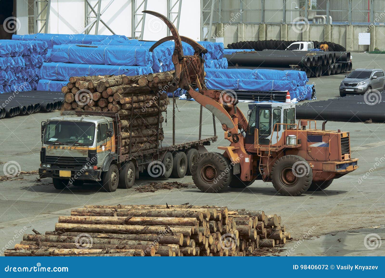 Transportation of logs stock photo. Image of hardwood - 98406072