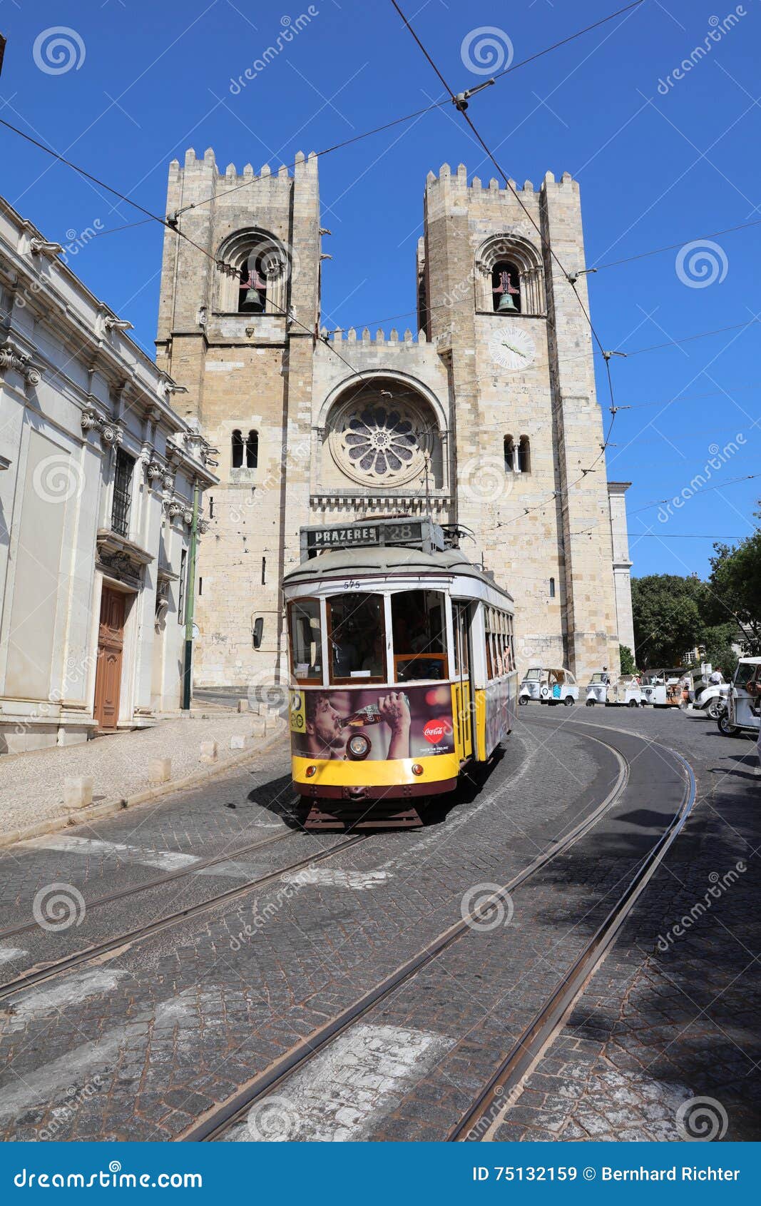 Transporte Na Linha 28 Em Lisboa Imagem de Stock Editorial - Imagem de ...