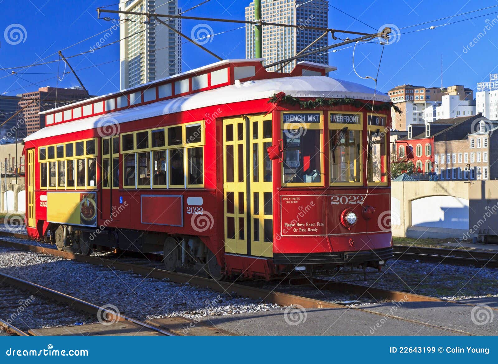 Tranvía De La Orilla Del Río Imagen de archivo editorial - Imagen de ...