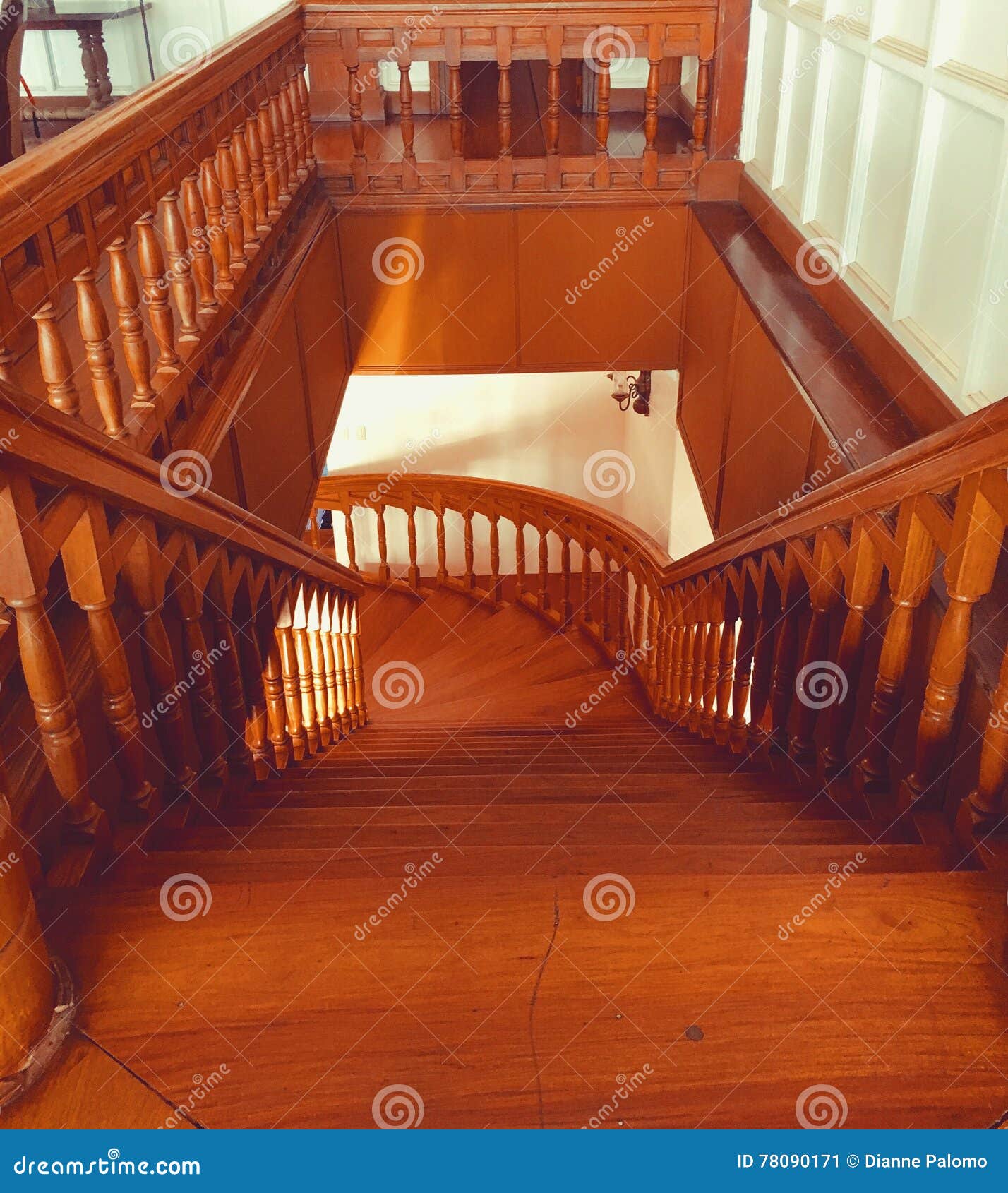 Trappa fotografering för bildbyråer. Bild av medf8ort - 78090171