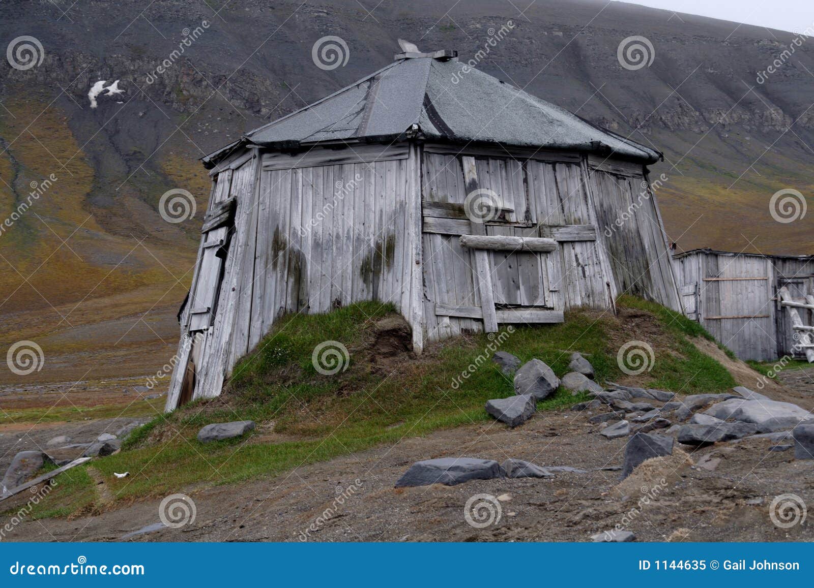 Trappers hut stock image. Image of wooden, shelter, shack - 1144635