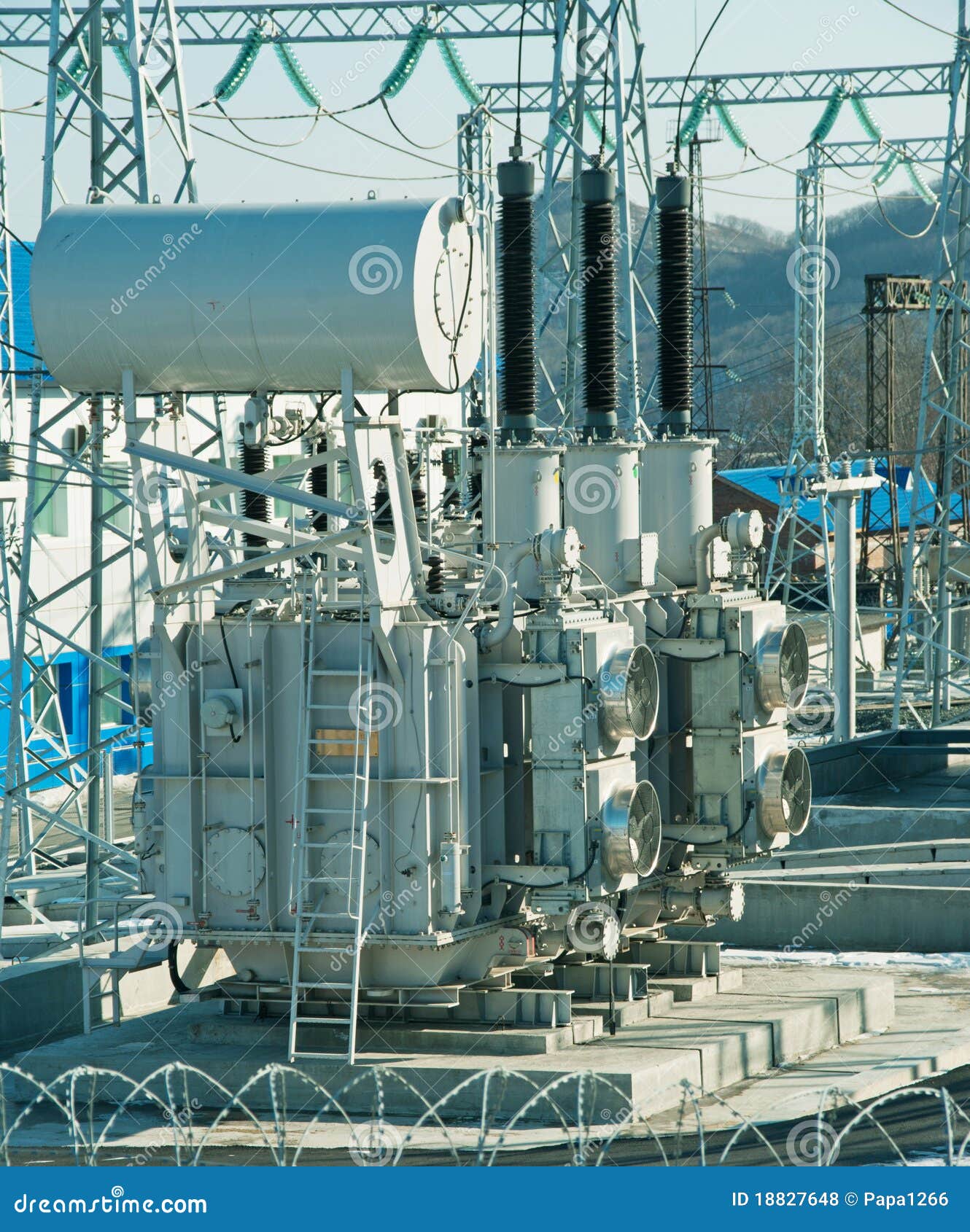 Trasformatore Della Centrale Elettrica Fotografia Stock - Immagine di ...