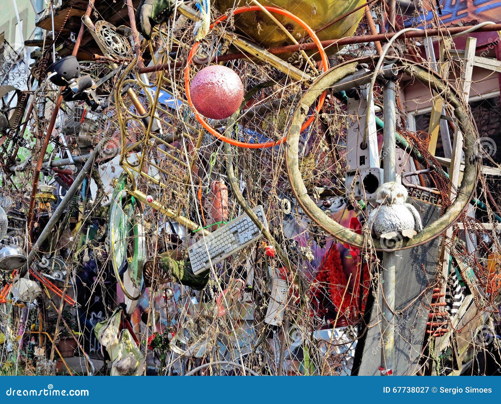 Trash art wall stock image. Image of culture, outdoor - 67738027