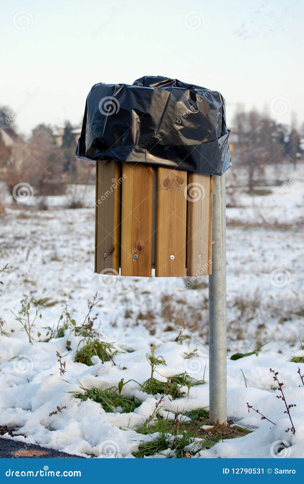 Trash bin stock image. Image of waste, winter, dustbin - 12790531