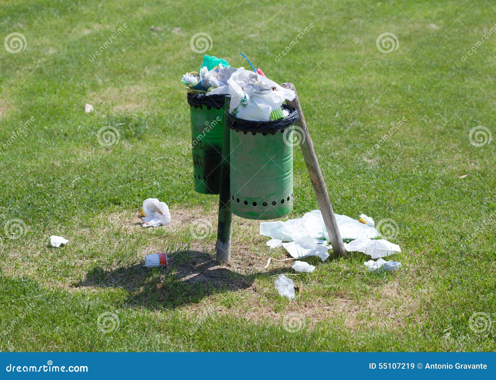 Trash Bin Full in an Outdoor Park Stock Image - Image of grime, full ...