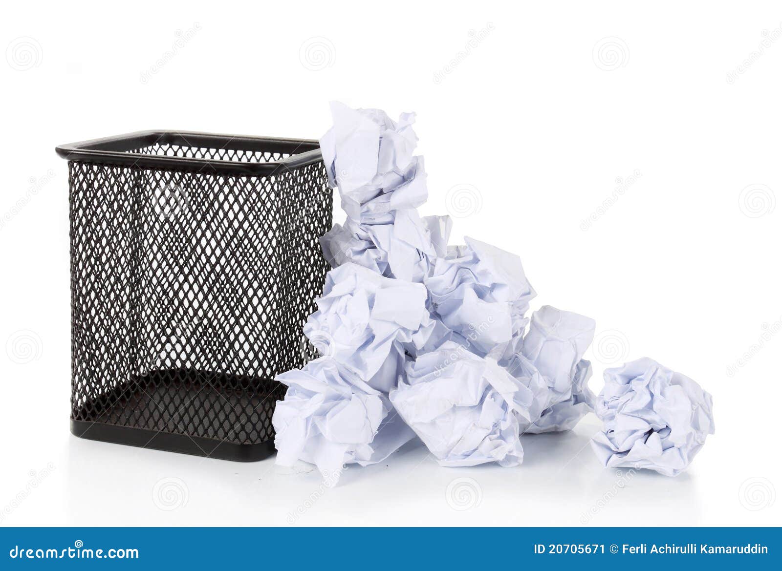 Trash Can with Crumpled Paper Stock Image - Image of paper, mesh: 20705671
