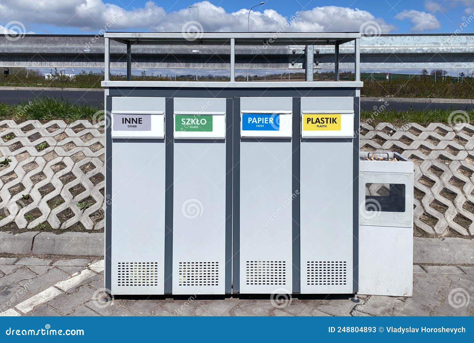 Trash Cans with Waste Sorting, Multi-colored Outdoor Trash Cans for ...