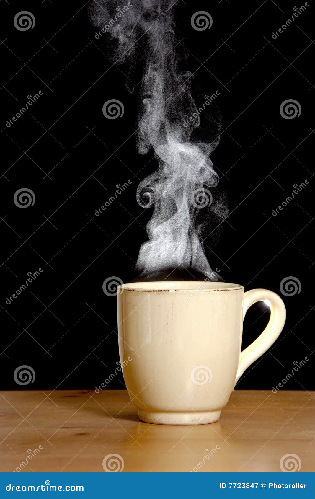 Tratar El Café Con Vapor Caliente Imagen de archivo - Imagen de envase ...