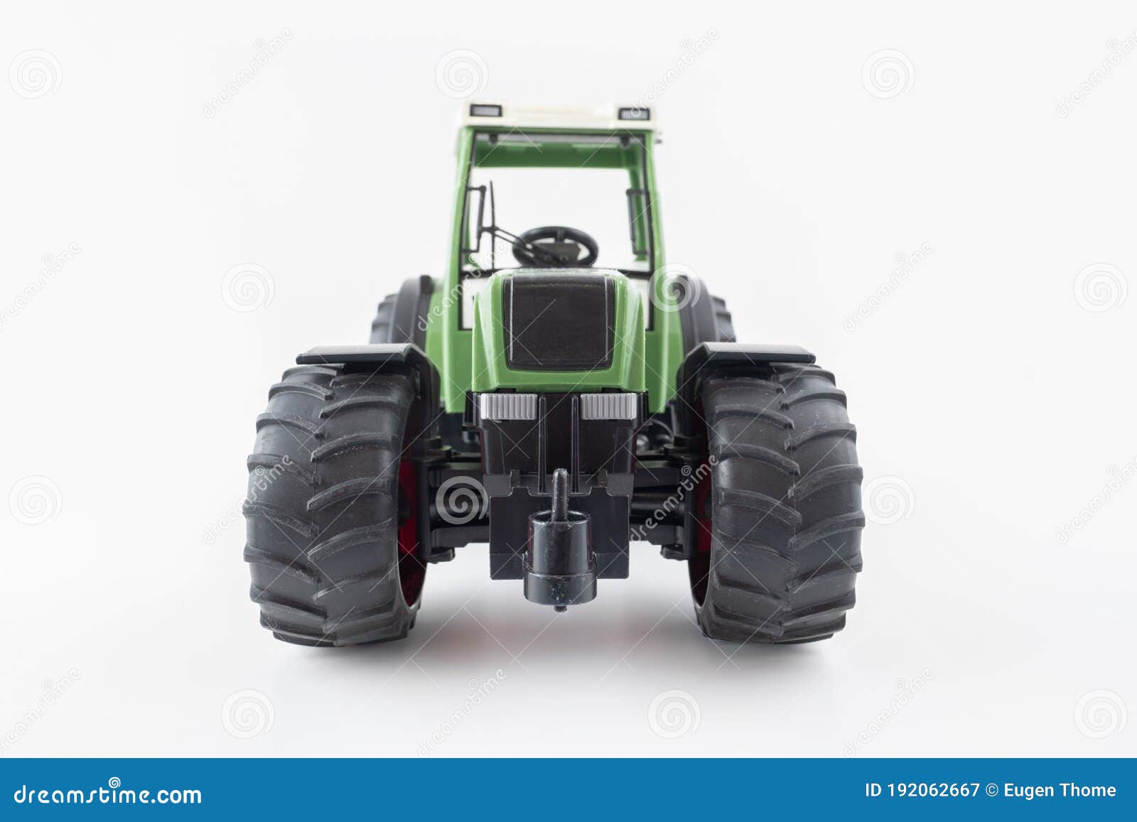 Trator sobre fundo branco imagem de stock. Imagem de agricultura ...