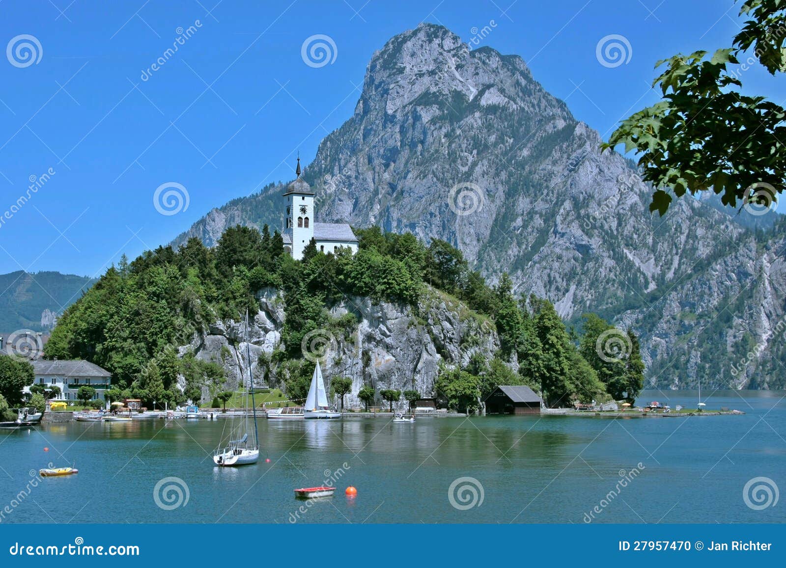 Traunkirchen on Ebensee stock photo. Image of oberosterreich - 27957470