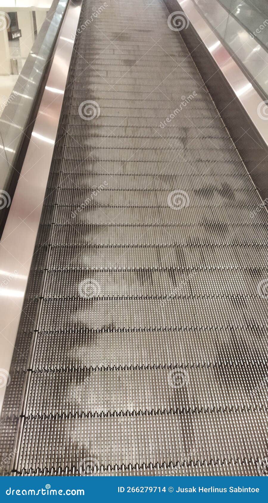Travelator stock photo. Image of travelator, easy, ascend - 266279714