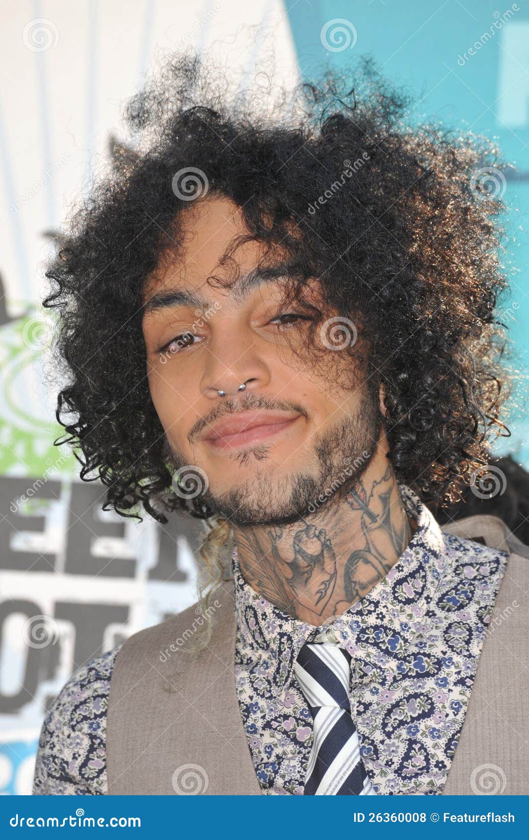 Travis McCoy editorial stock photo. Image of gibson, studios - 26360008