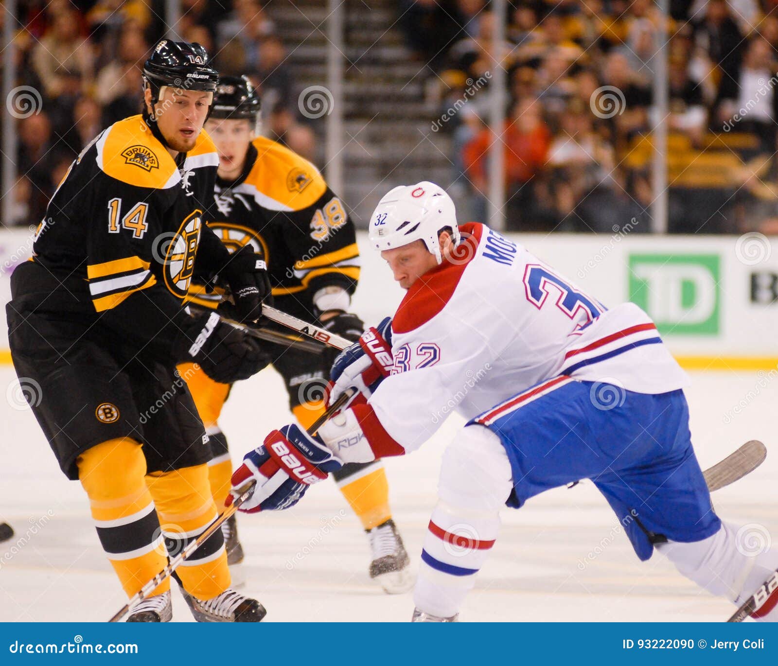 Travis Moen editorial image. Image of sports, puck, travis - 93222090