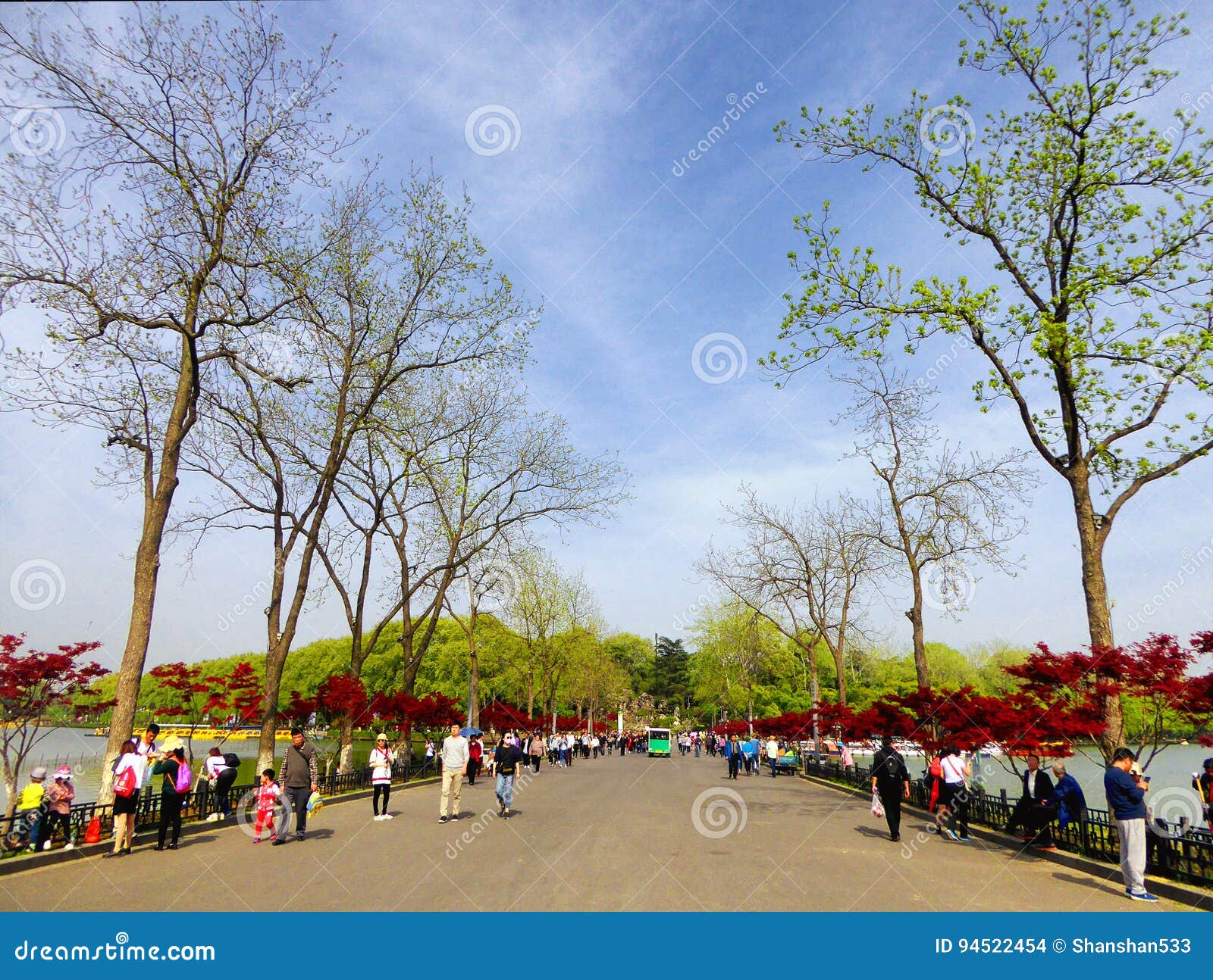 Trayectoria Del Lago Xuanwu Imagen de archivo editorial - Imagen de ...