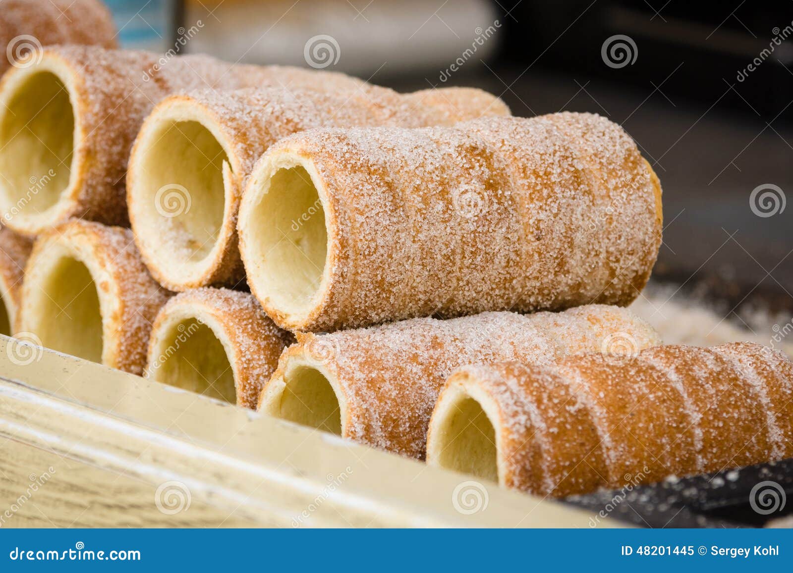 Trdelnik (Trdlo) stockbild. Bild von europa, kultur, grill - 48201445