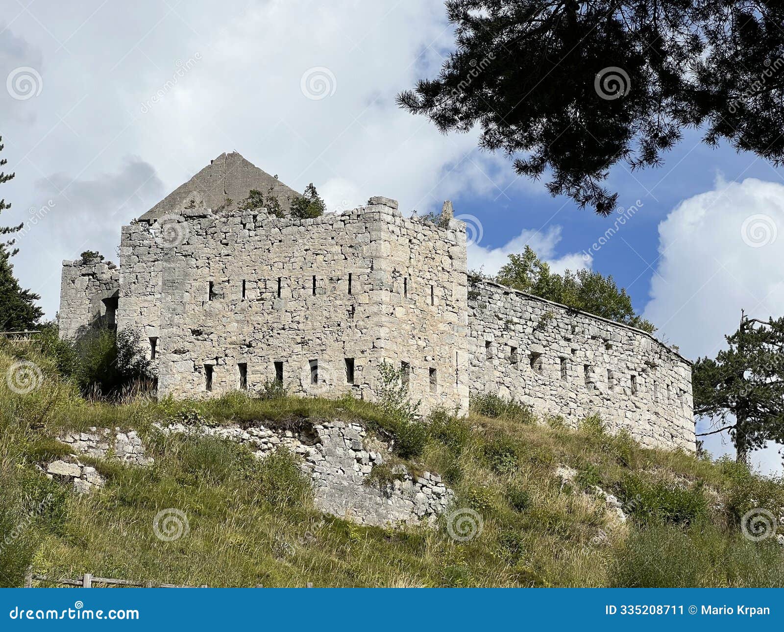 Trdnjava Predel (Passsperre Predil, Depot Oberbreth, Depot Predil), Log ...