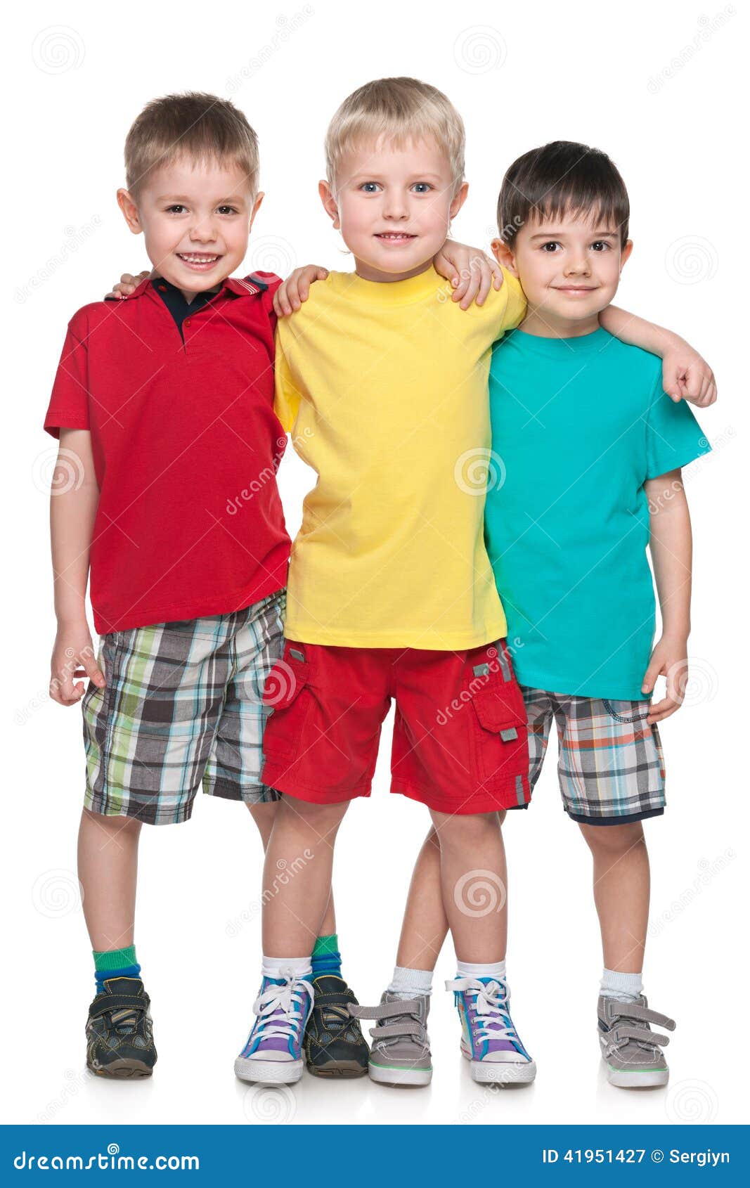 Tre Amici Sorridenti Di Modo Piccoli Immagine Stock - Immagine di ...