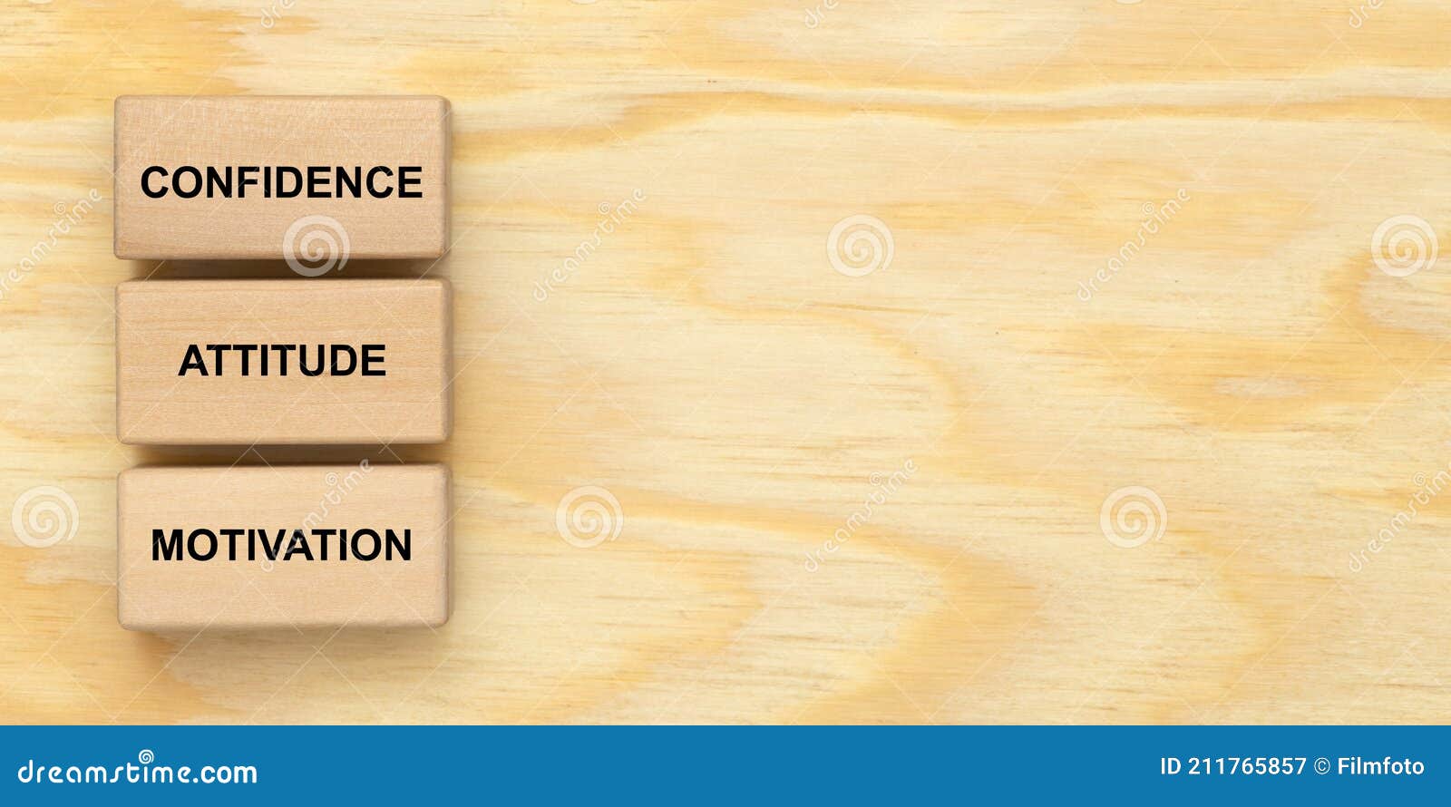 Tre Pelare Tryckta Med Tillit Och Motivation Fotografering för ...