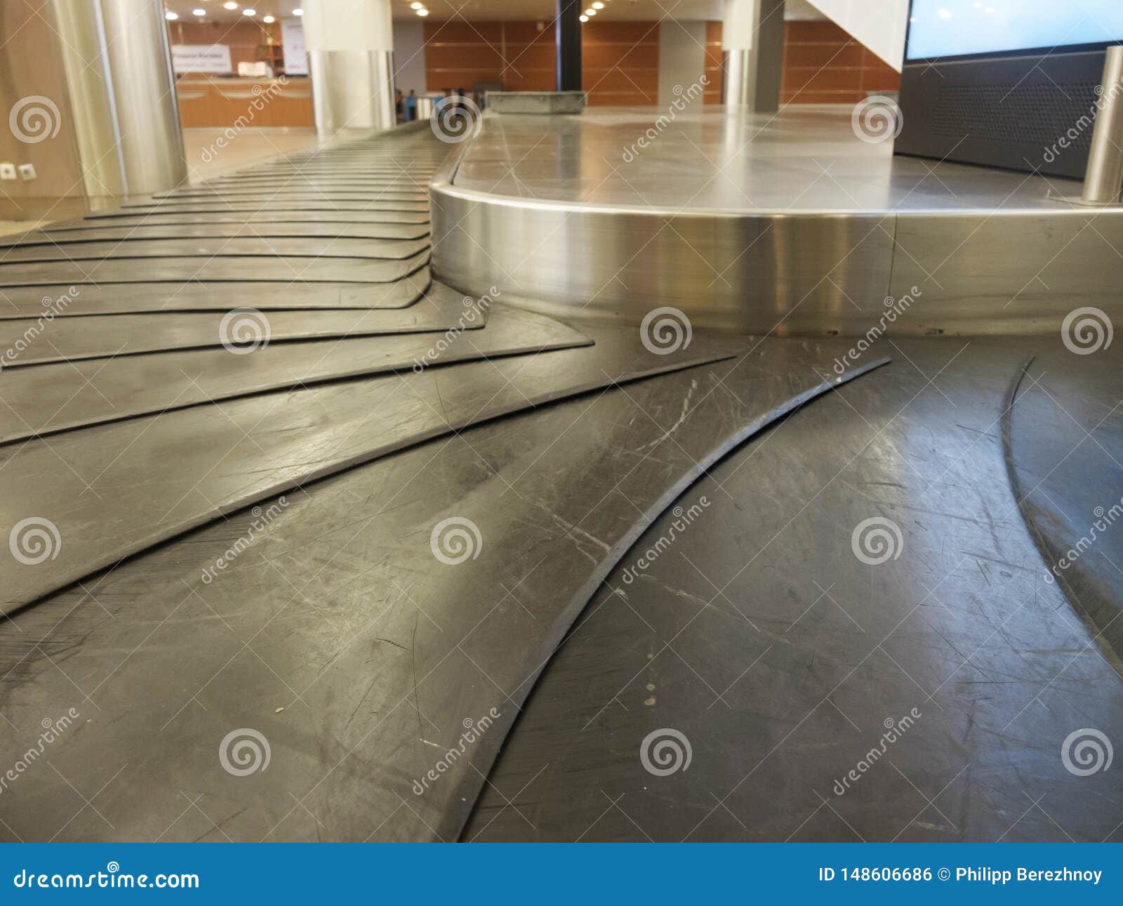 Baggage Carousel Royalty-Free Stock Photo | CartoonDealer.com #6381615