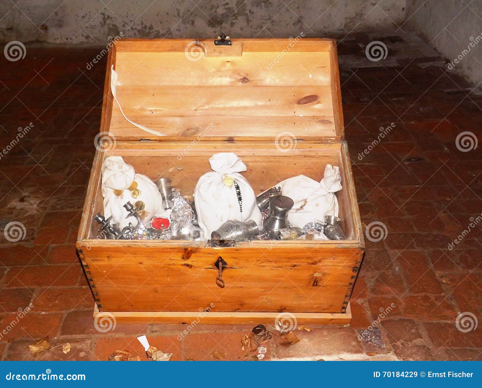 Treasure Case in the Castle Editorial Stock Image - Image of jewellery ...