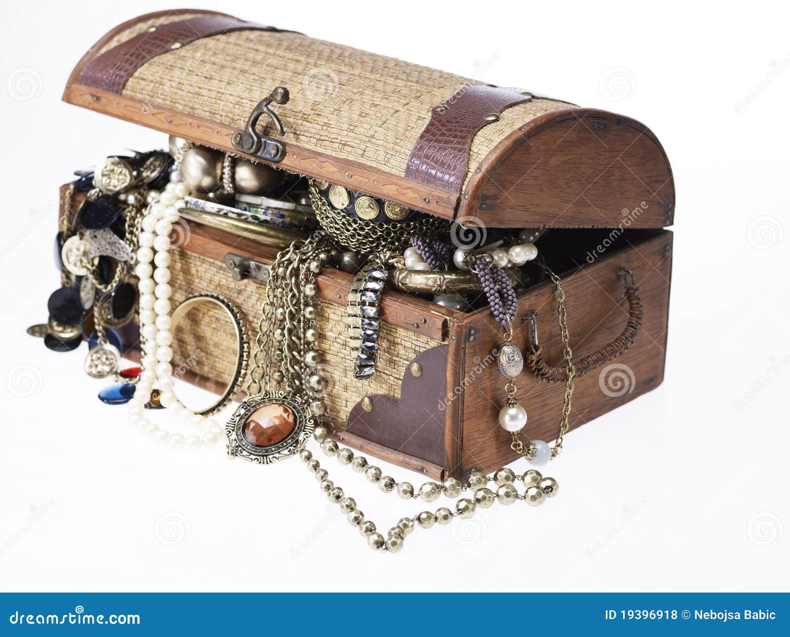 Treasure Chest with Lots of Jewelry Stock Photo - Image of jewel ...