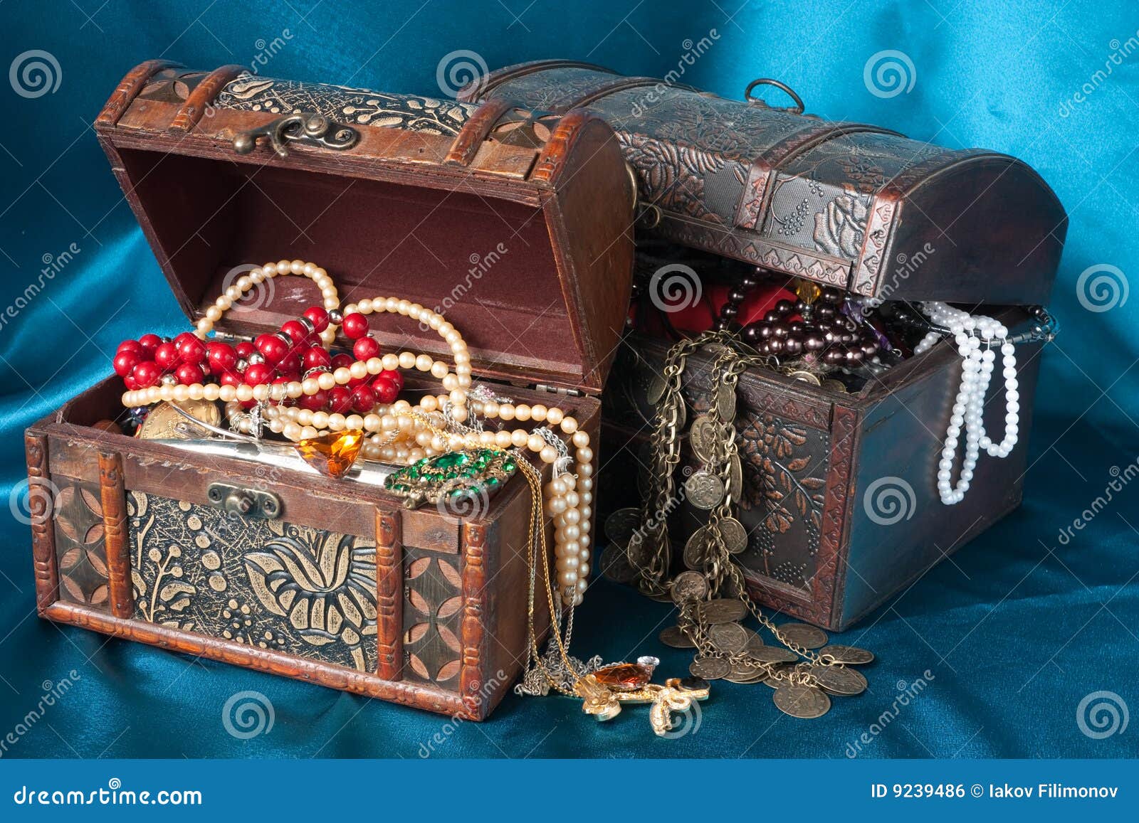Treasure chests stock photo. Image of jewelery, pearl - 9239486