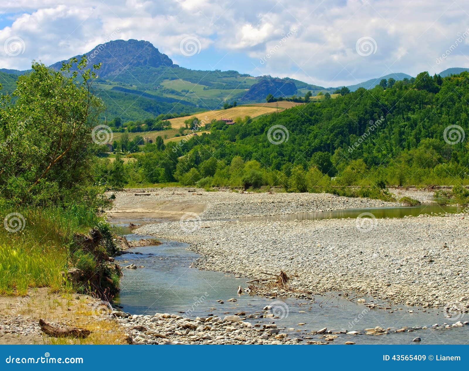 Trebbia river stock image. Image of mountain, emilia - 43565409