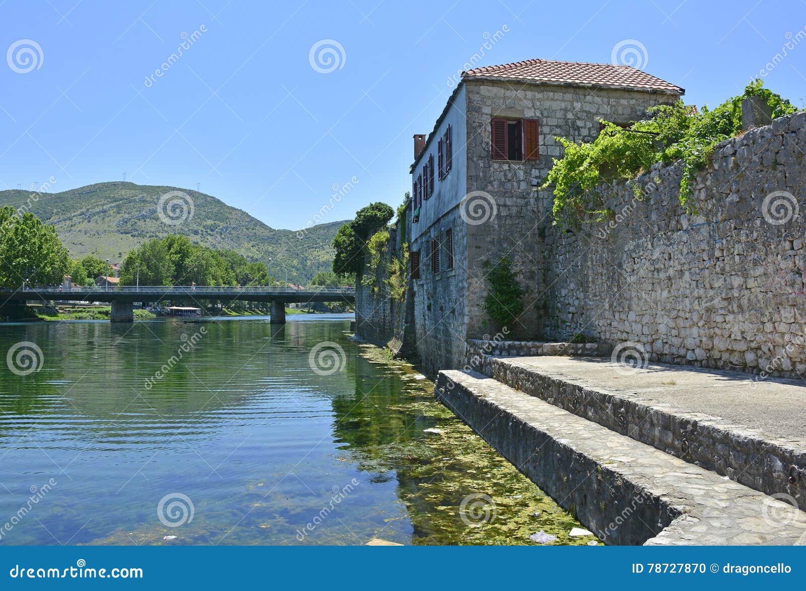Trebinje foto de archivo. Imagen de paisajes, colinas - 78727870