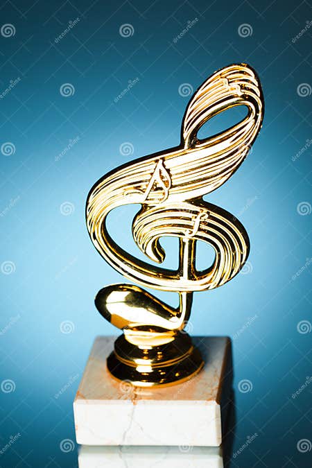 Treble clef symbol trophy stock photo. Image of gold - 67695778