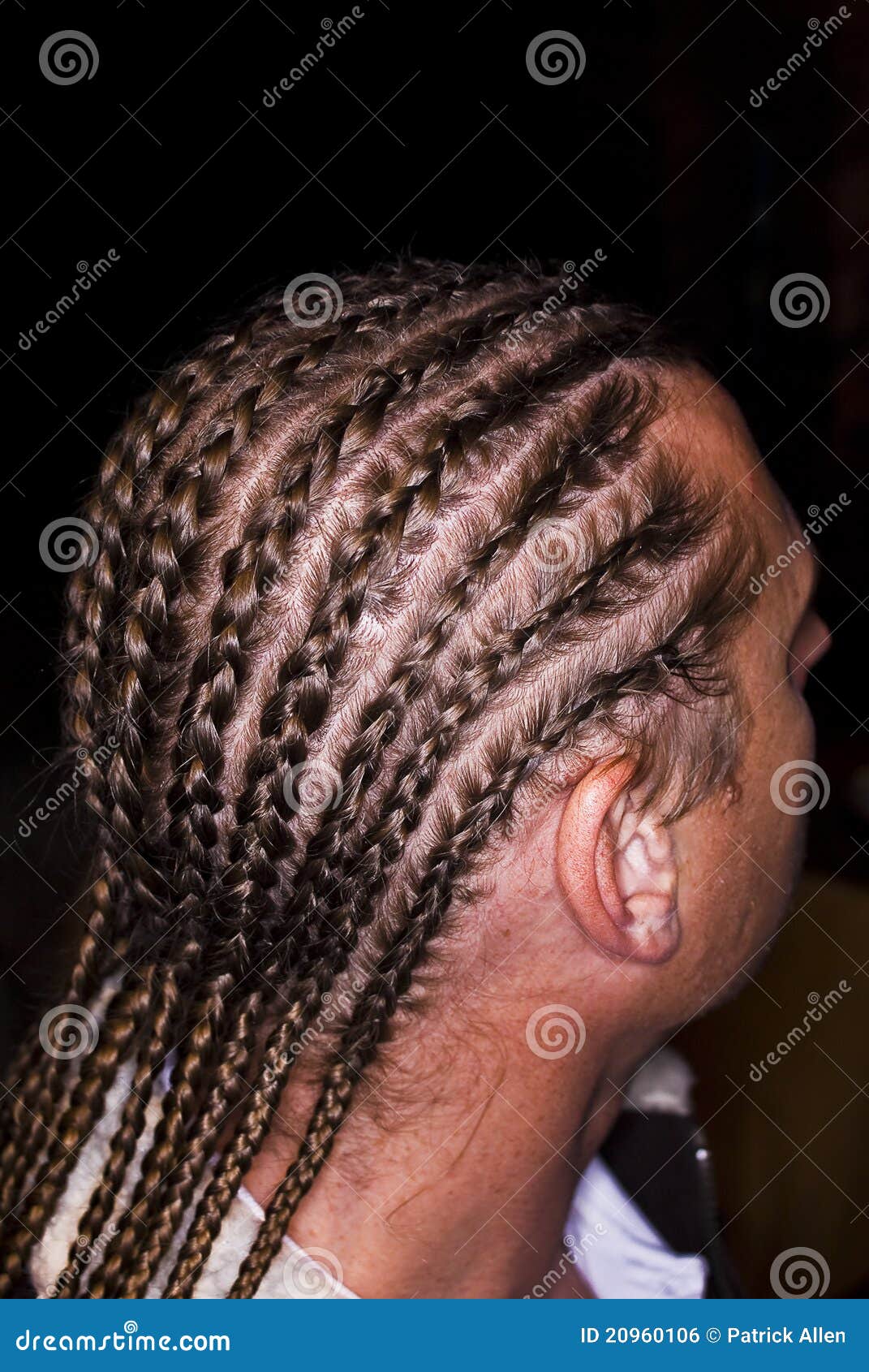 Trecce di Cornrow fotografia stock. Immagine di etnico - 20960106