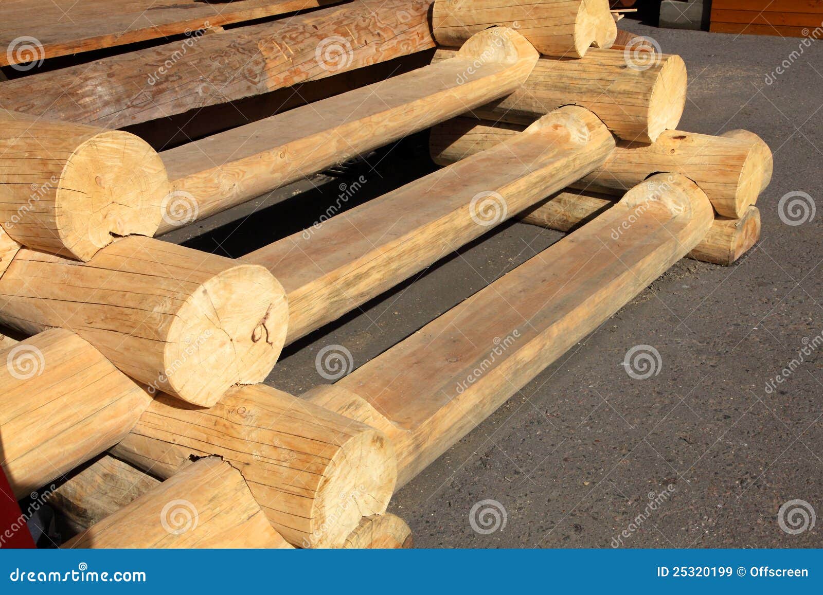 Treden Van Houten Logboeken Stock Afbeelding - Image of bijtend ...