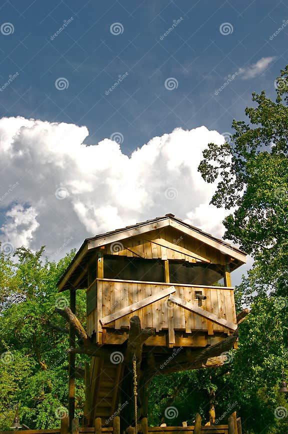 Tree House on a Summer Day stock photo. Image of structure - 3955778