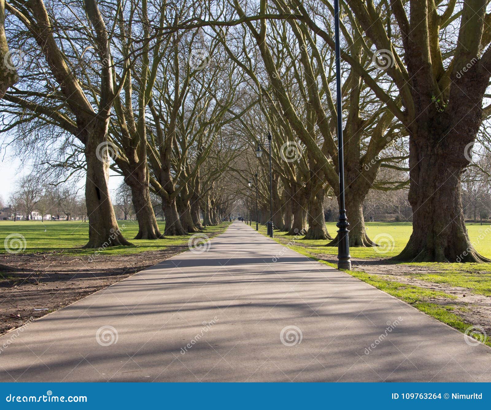 Common Footpath And Cycle Path Traffic Sign Stock Image | CartoonDealer ...