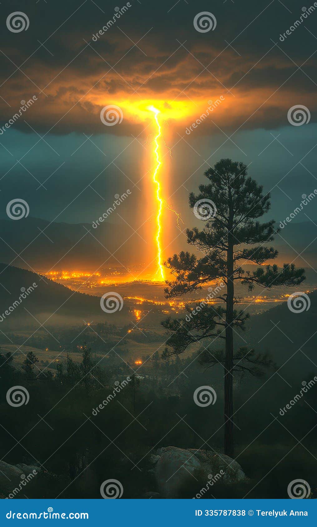 A Tree is Lit Up by a Lightning Bolt Stock Photo - Image of meteorology ...