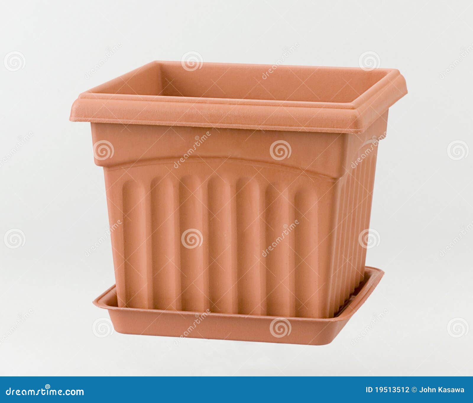 Tree clay pot isolated stock photo. Image of life, clay - 19513512