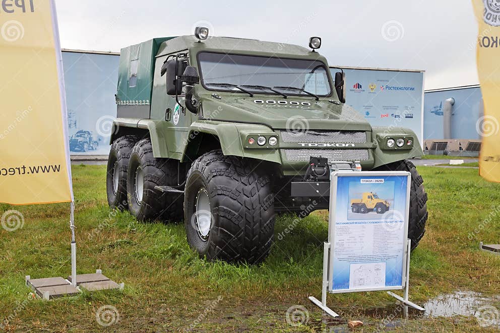 TREKOL-39295 photo stock éditorial. Image du international - 52531058