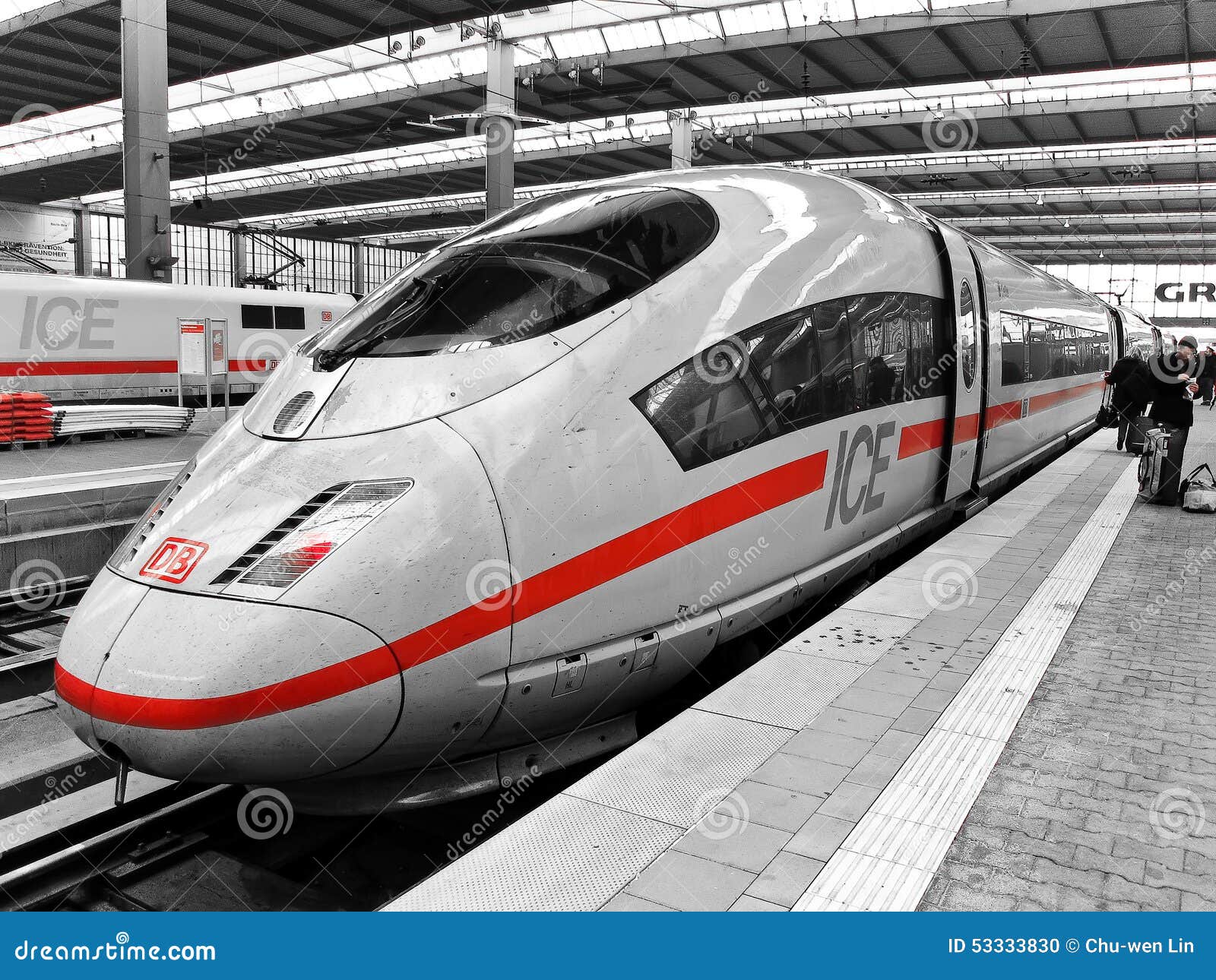 Trem Expresso Interurbano (do GELO) De Deutsche Bahn Imagem Editorial ...