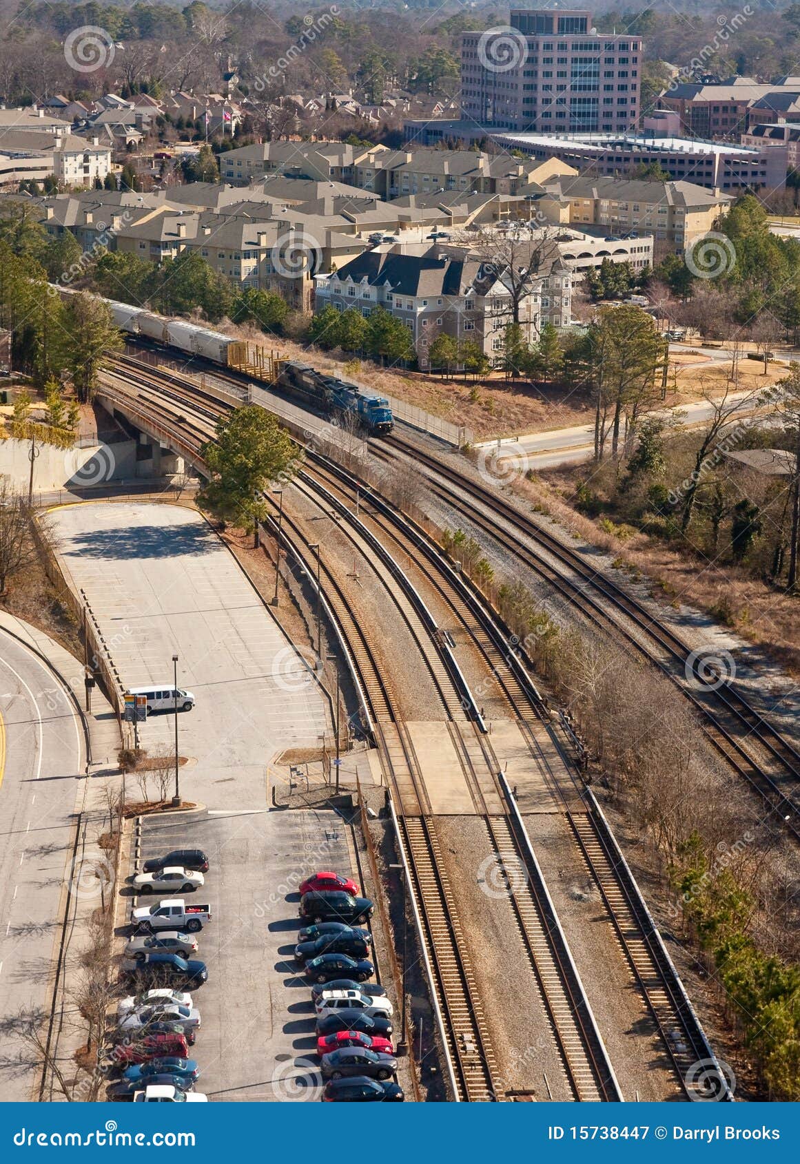 Tren De Carga De Commuter Rail Imagen de archivo - Imagen de carga ...