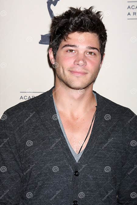 Trent Garrett editorial photography. Image of june, sciences - 24037642