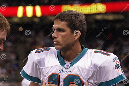 Trent Green editorial image. Image of dolphins, quarterback - 10422260