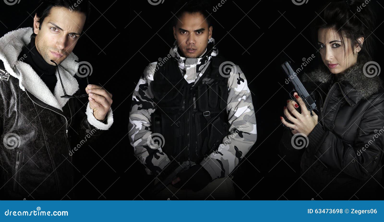 Tres agentes especiales foto de archivo. Imagen de arma - 63473698