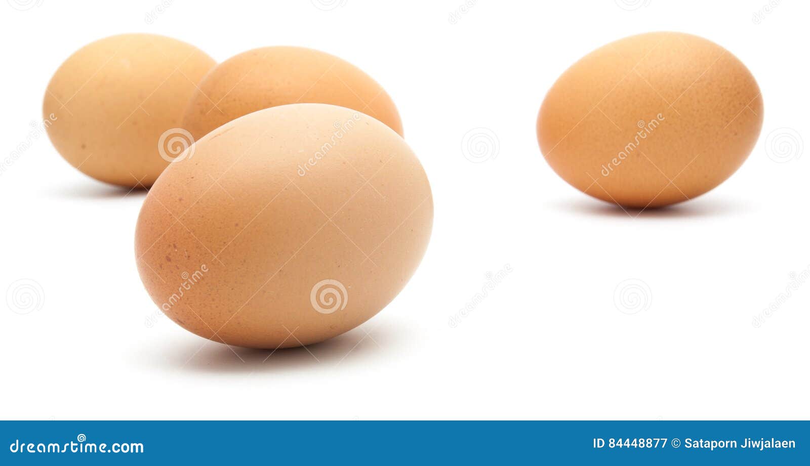 Tres Huevos Aislados En Blanco Imagen de archivo - Imagen de pascua ...