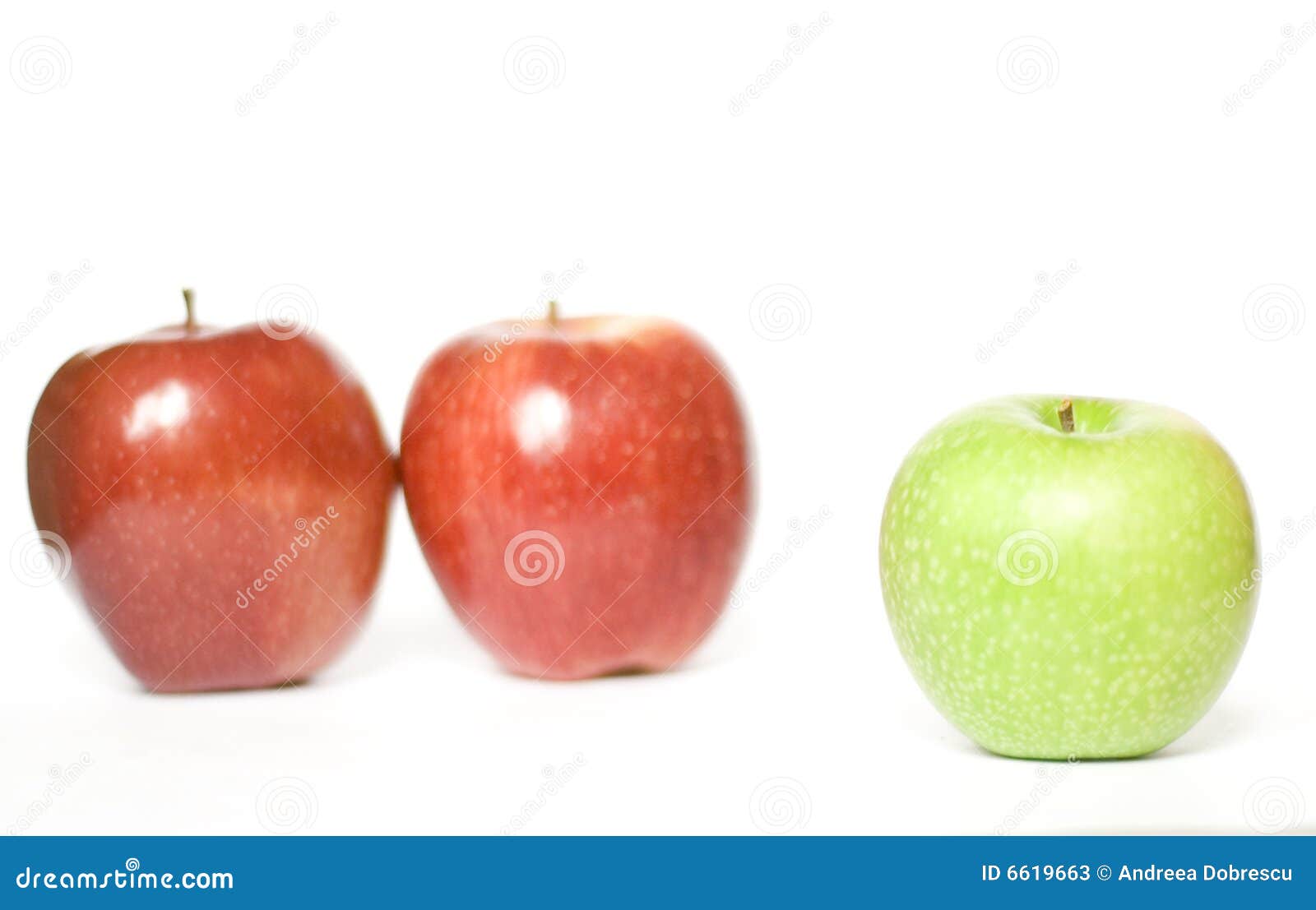 Tres manzanas imagen de archivo. Imagen de comer, vegetariano - 6619663