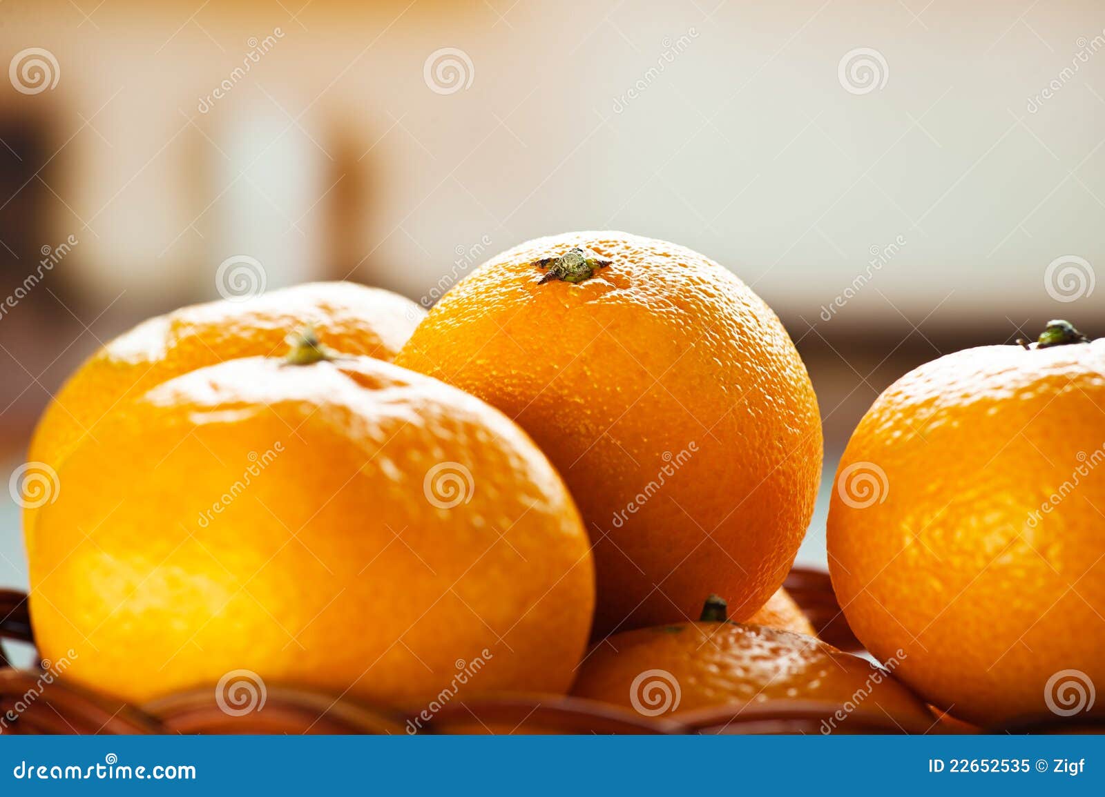 Tres naranjas imagen de archivo. Imagen de listo, sano - 22652535