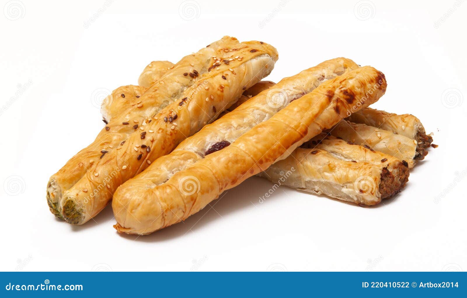 Tres Rollinis Con Diferentes Rellenos Sobre Fondo Blanco Foto de ...