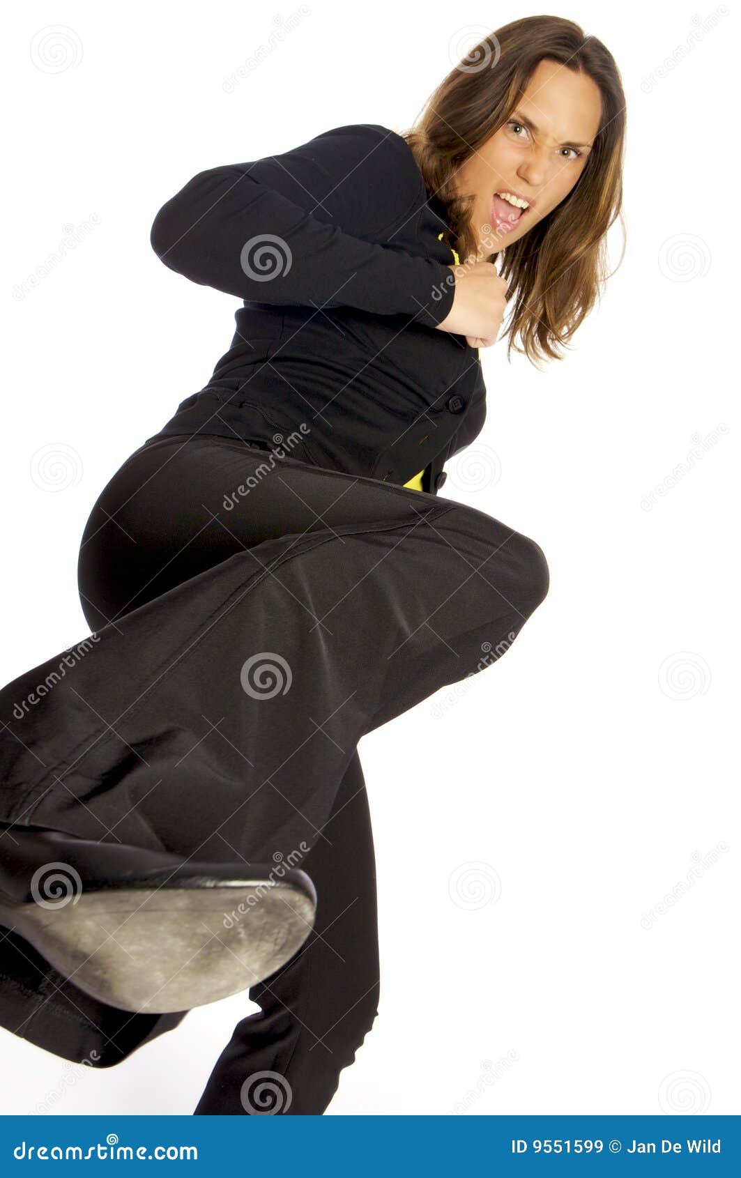 Treten Der Jungen Frau Bild. Bild: 9551599