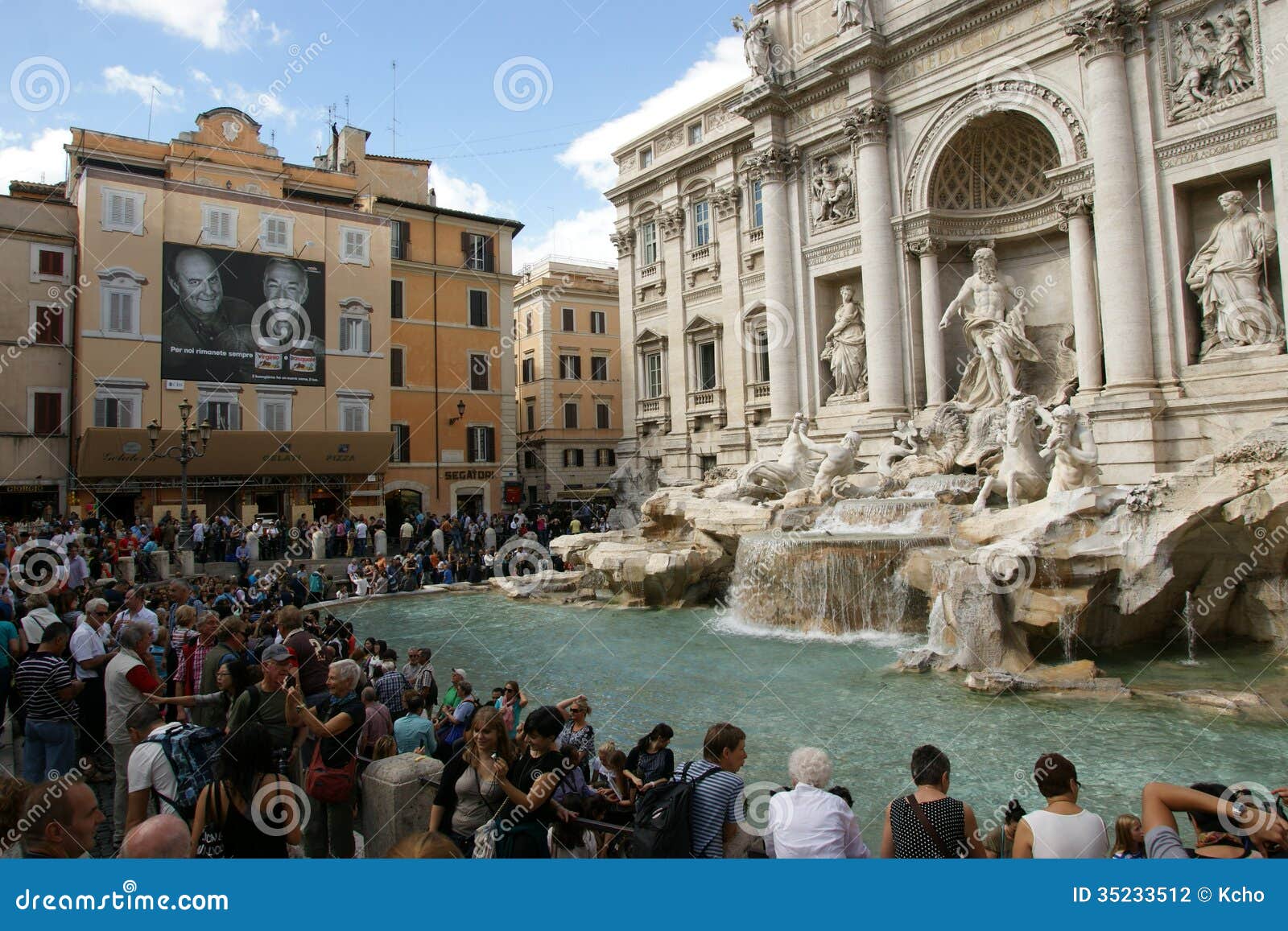 Trevi Fontein Rome redactionele fotografie. Image of bestemming - 35233512