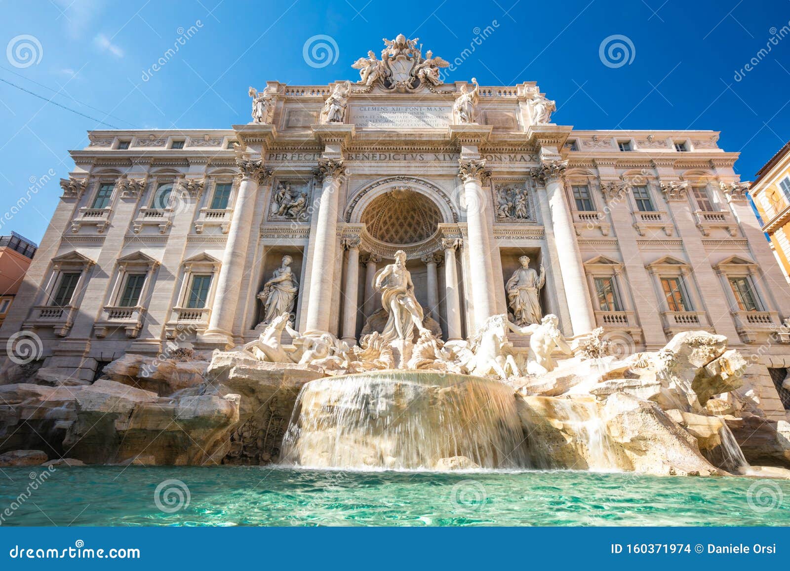 Trevi Fountain in Rome, Italy Stock Photo - Image of historic, italia ...