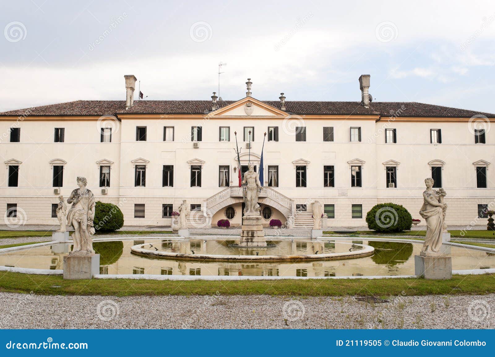 Treviso (Veneto, Italy) - Ancient Villa and Park Stock Image - Image of ...